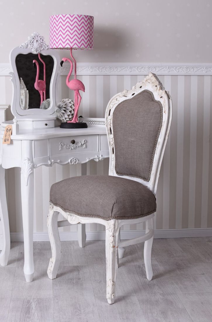 Scaun baroc din lemn masiv alb cu tapiterie grej | Fashion Hunt