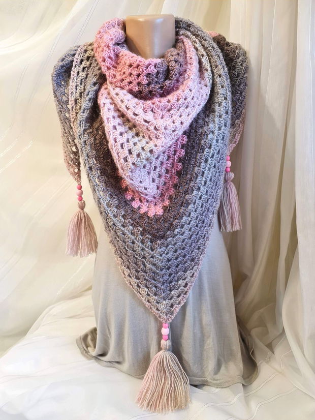 Șal triunghiular croșetat manual CLARA | Breslo