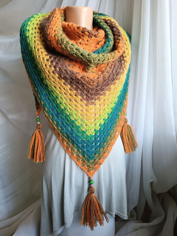 Șal triunghiular croșetat manual MARINA | Breslo