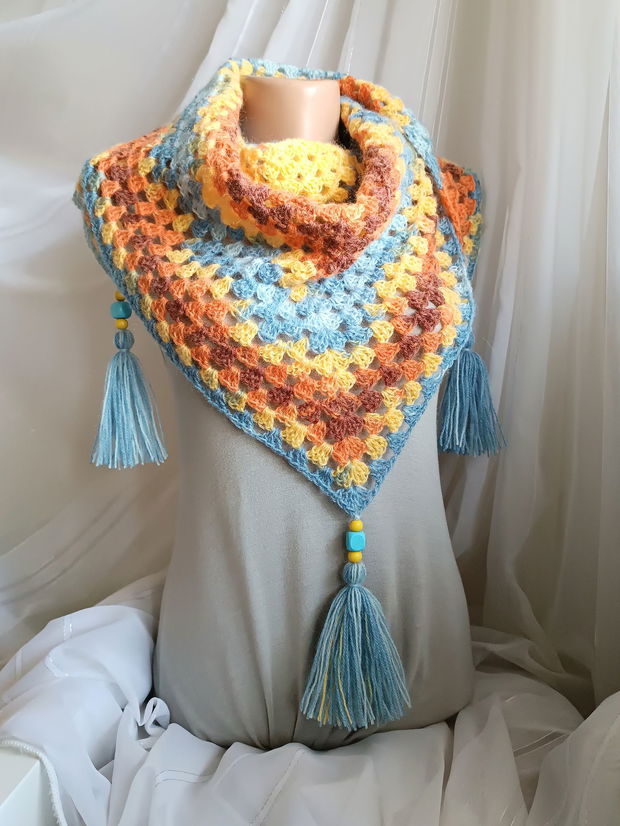 Șal triunghiular mohair croșetat manual SABINA | Breslo