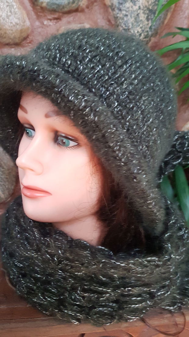 Set crosetat, palarie crosetata, esarfa crosetata. | Breslo