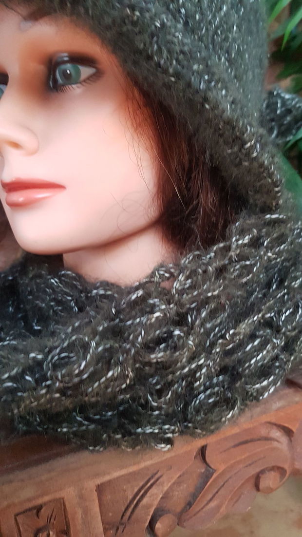 Set crosetat, palarie crosetata, esarfa crosetata. | Breslo