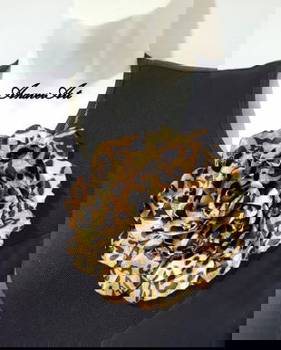 Brosa/Aplicatie pentru rochie/Floare textila bej | Breslo