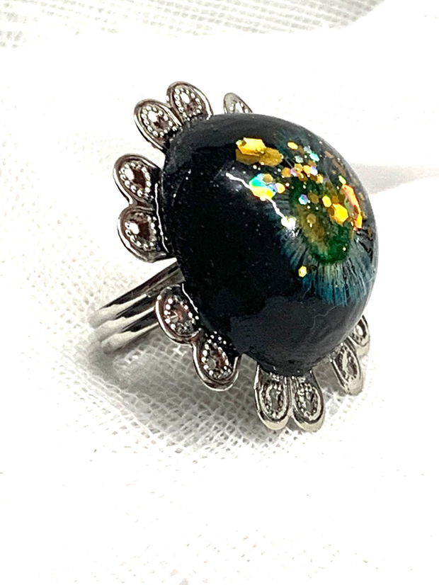 Inel reglabil- handmade unicat din rasina si flori naturale | Breslo