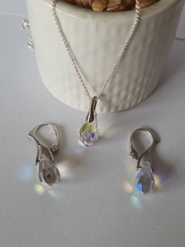 Strălucire magică la un preț accesibil: Set "Aurora Borealis" din argint 925 cu cristale ...