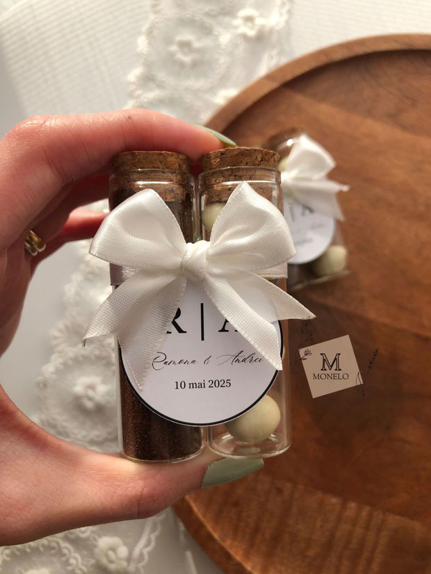 Marturii nunta Sticlute cu cafea si bomboane | Breslo