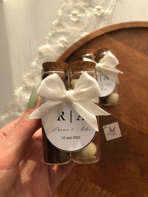 Marturii nunta Sticlute cu cafea si bomboane | Breslo