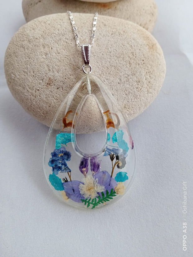 Pandantiv cu flori presate | Breslo