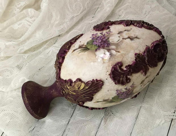 Ou decorat manual cu motive florale si elemente baroc - cadou Paste ...