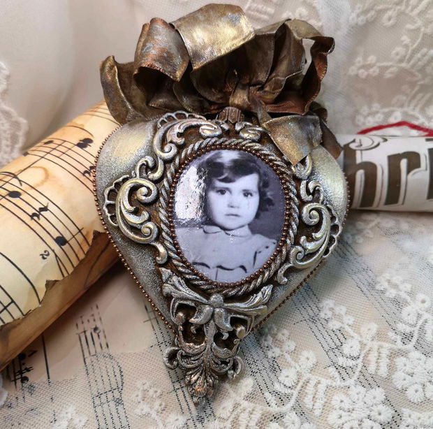 Inima in dar - glob personalizat cu poza, decorat manual | Breslo