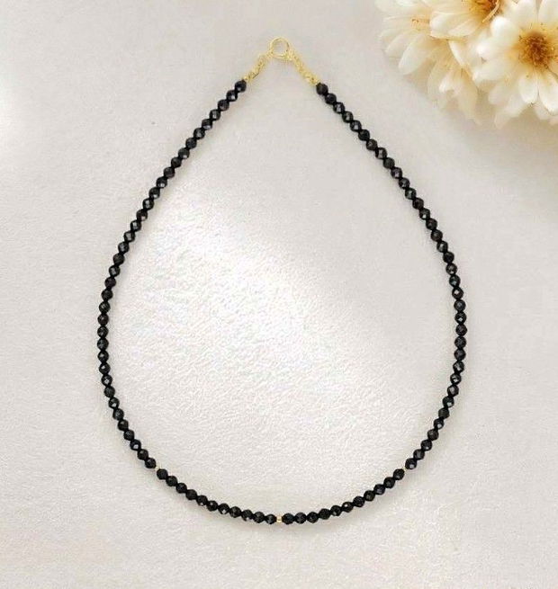 Colier turmalina neagra & aur filat de 14K | Breslo