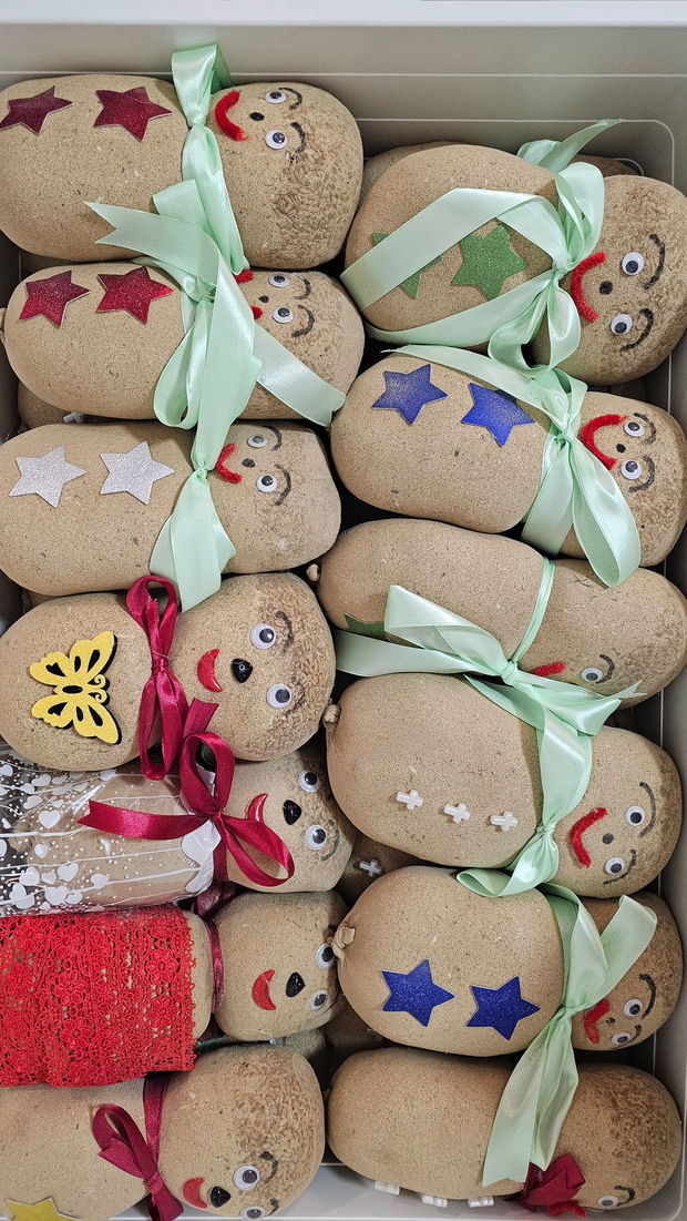 Papusi handmade din rumegus cu grau Traditia de Sfantul Andrei | Breslo