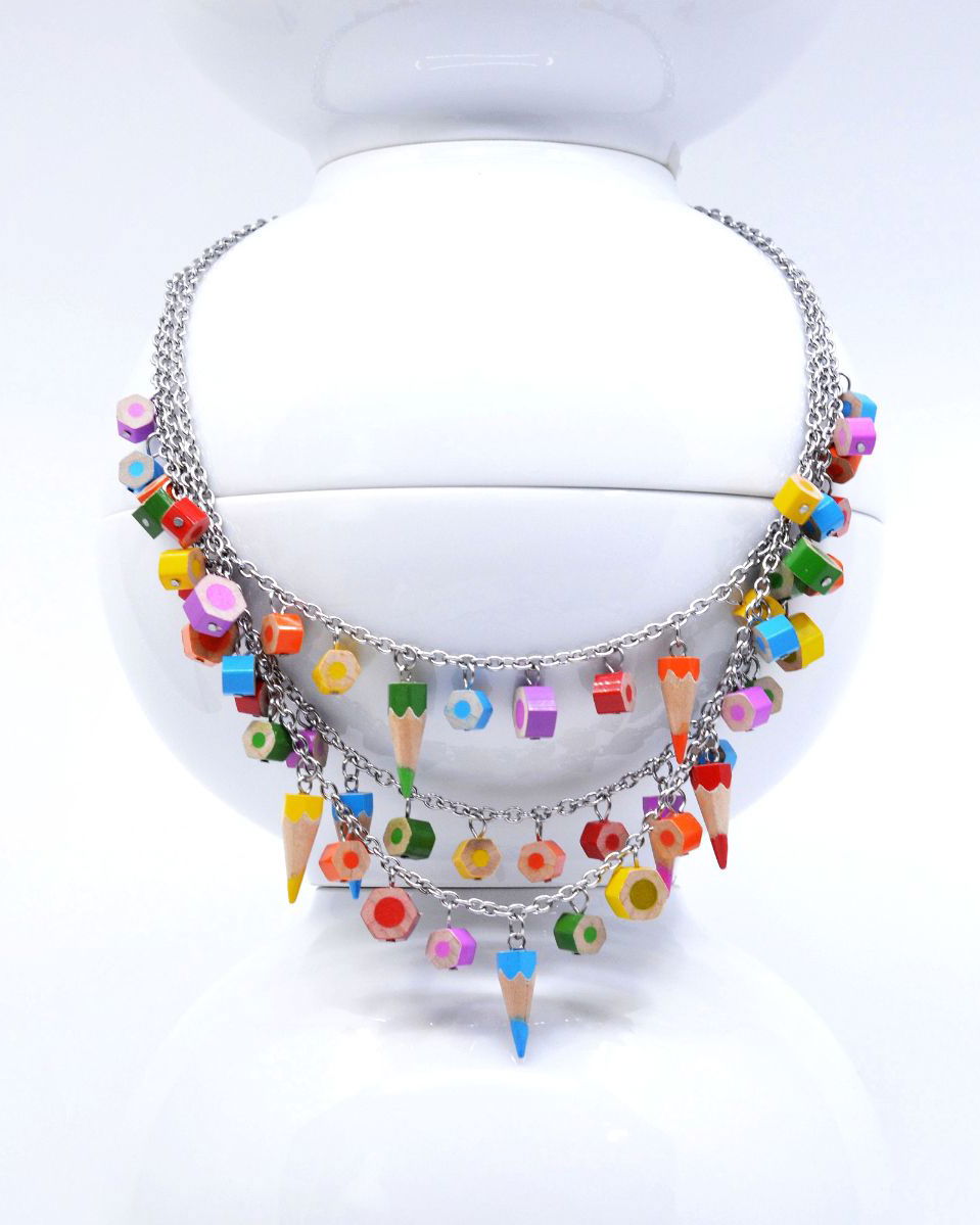 Colier din creioane colorate - Curcubeu mijlociu | Dichisar