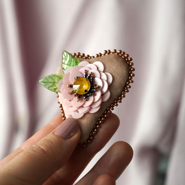 Brosa Inima Brodata | Dichisar