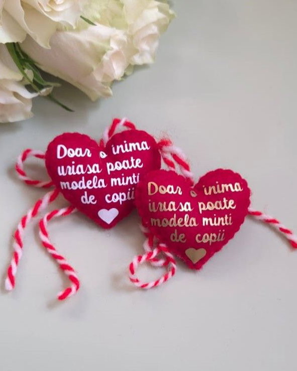 Martisoare educatoare handmade | Dichisar