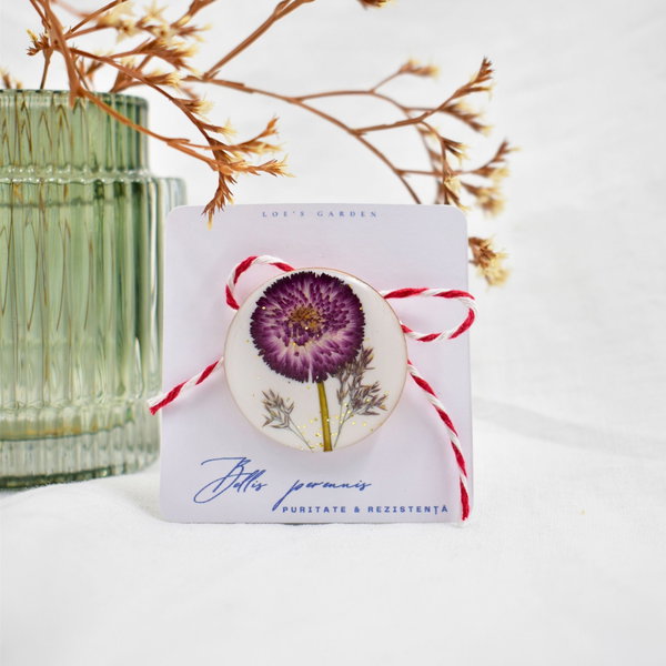 Martisor cu Paralute Naturale în Rasină Epoxidică | Bijuterie Florală ...